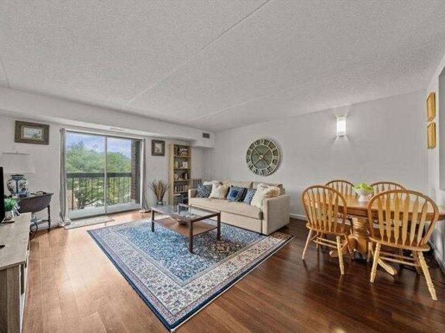 condo with 1 bedroom, Stoneham MA DS103223644