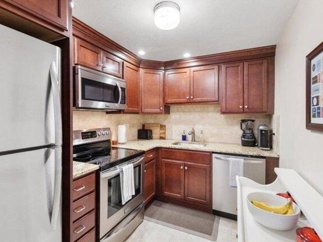 condo with 1 bedroom, Stoneham MA ES103223632