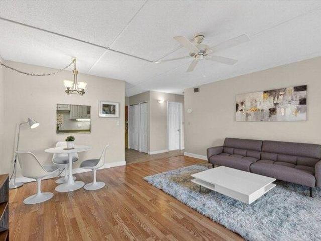 condo with 1 bedroom, Stoneham MA ES104852294