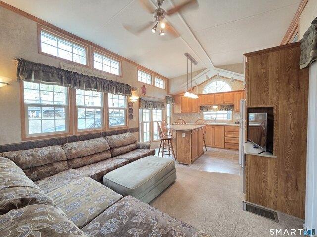 condo with 1 bedroom, Stafford CT DLS102280420