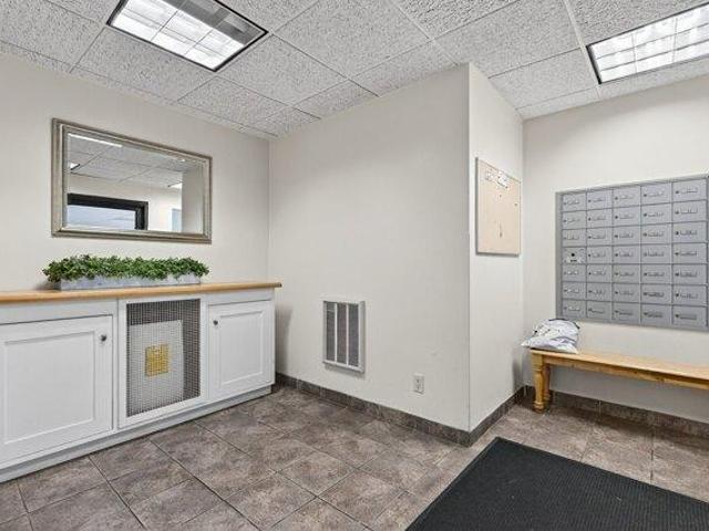 condo with 1 bedroom, Stamford CT DS102029712