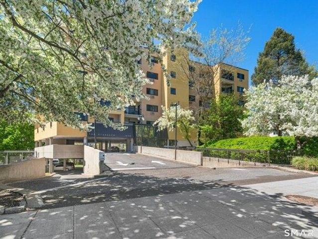 condo with 1 bedroom, Stamford CT DS102762420