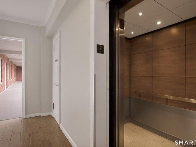 condo with 1 bedroom, Stamford CT ES103158547