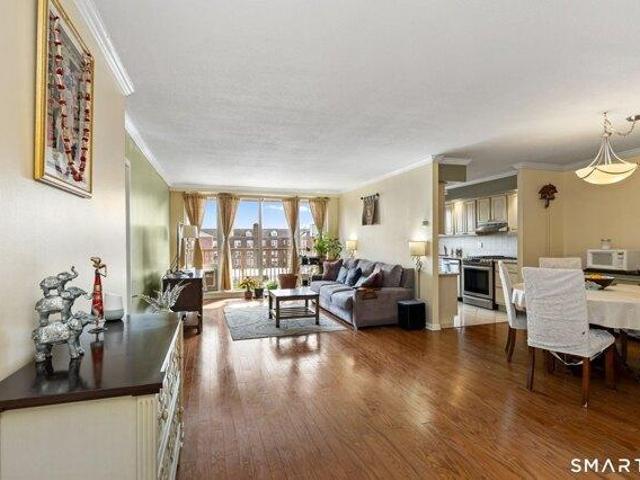 condo with 1 bedroom, Stamford CT ES103160985