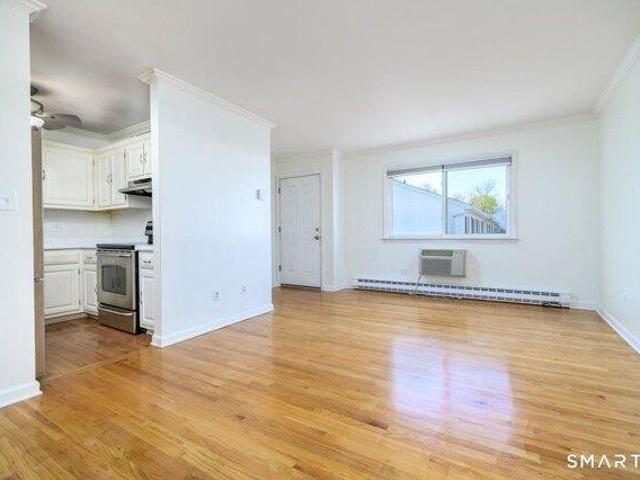 condo with 1 bedroom, Stamford CT ES103161516