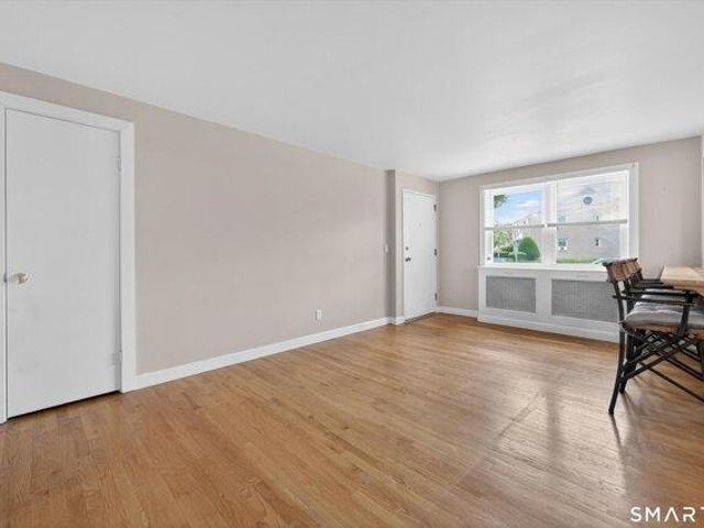 condo with 1 bedroom, Stamford CT ES103185301