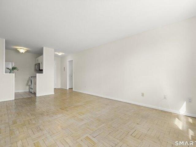 condo with 1 bedroom, Stamford CT ES104261669
