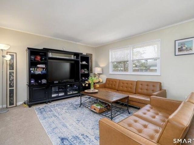 condo with 1 bedroom, Stamford CT ES104480878