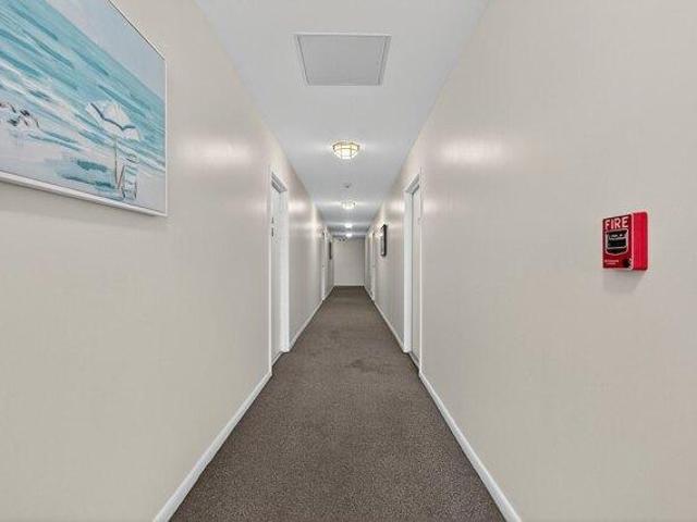 condo with 1 bedroom, Stamford CT ES104409446