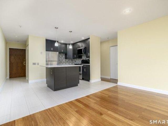 condo with 1 bedroom, Stamford CT ES104542034