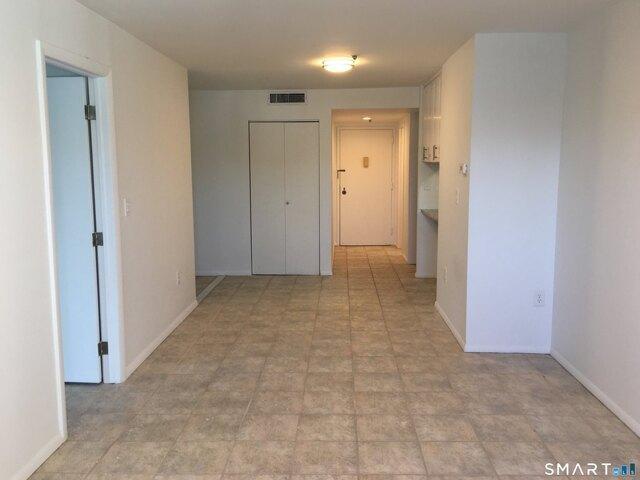 condo with 1 bedroom, Stamford CT ES104571192