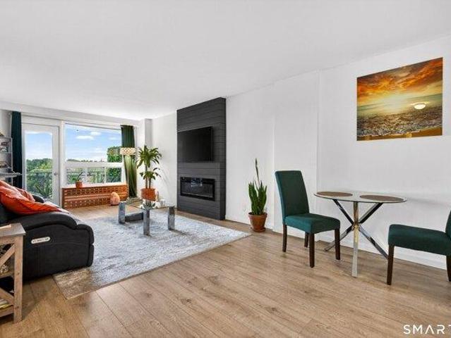 condo with 1 bedroom, Stamford CT ES104850538