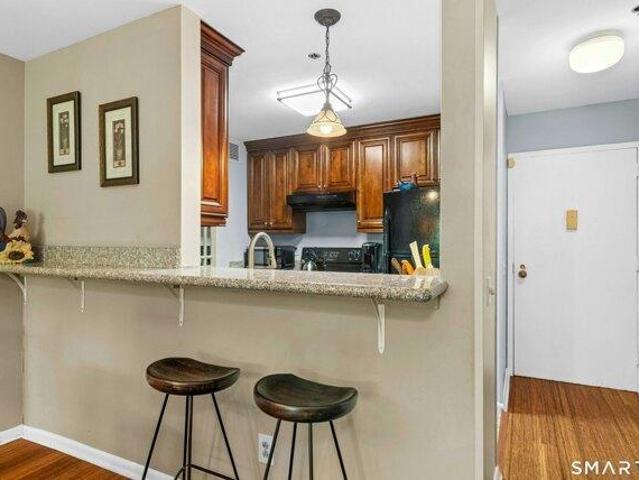 condo with 1 bedroom, Stamford CT ES104850946