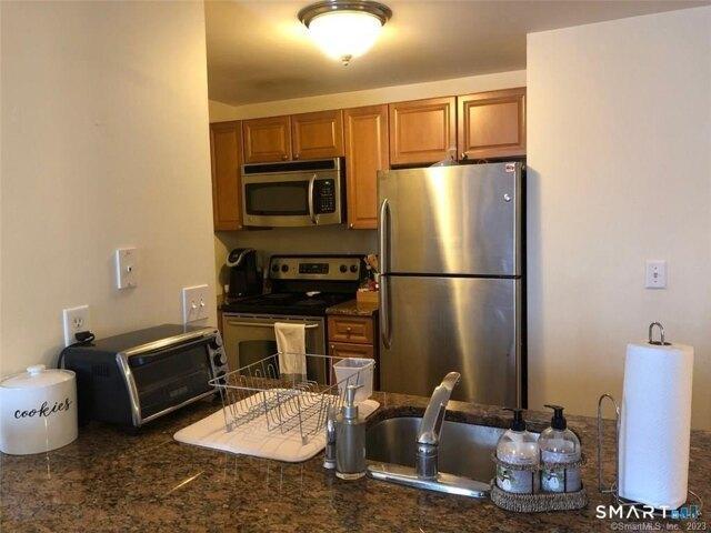 condo with 1 bedroom, Stamford CT ES105157735