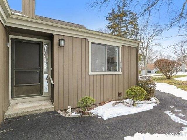condo with 1 bedroom, Stratford CT DLS102476194