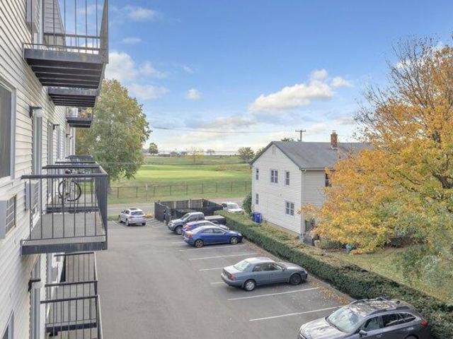 condo with 1 bedroom, Stratford CT DLS102826191