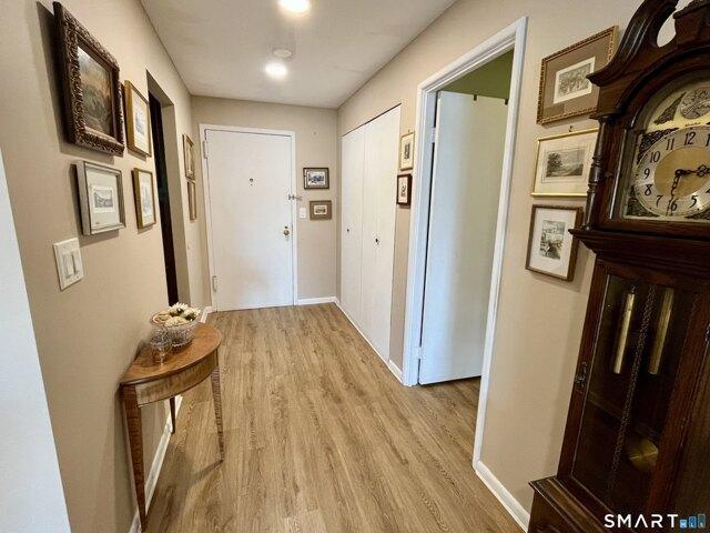 condo with 1 bedroom, Stratford CT DS102217892
