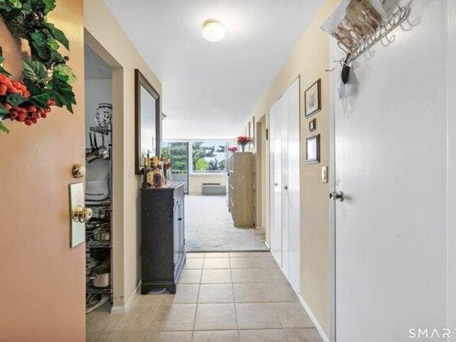 condo with 1 bedroom, Stratford CT DS104237300