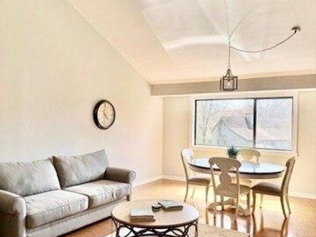condo with 1 bedroom, Stratford CT ES104650421