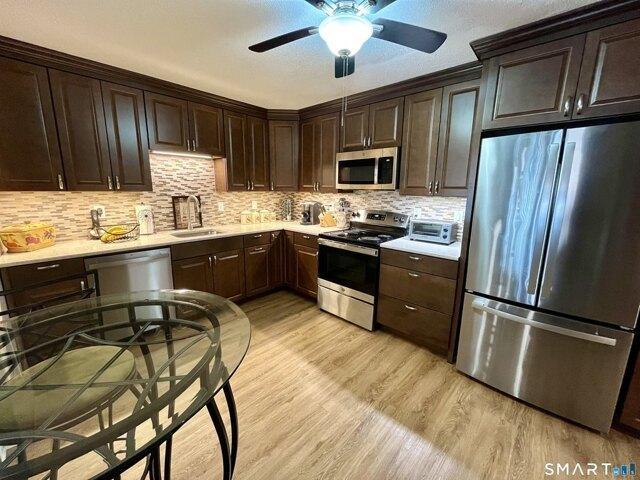 condo with 1 bedroom, Stratford CT ES104809908