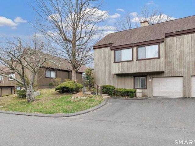 condo with 1 bedroom, Stratford CT ES104300034