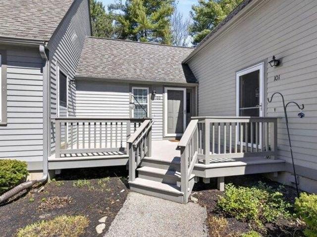 condo with 1 bedroom, Stratham NH DS103074053