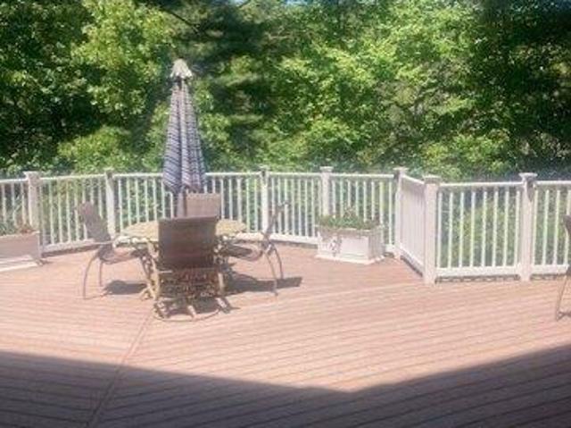 condo with 1 bedroom, Sturbridge MA ES103443411