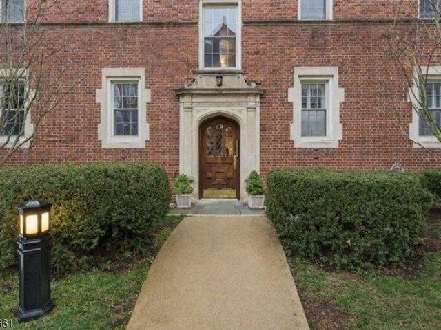 condo with 1 bedroom, Summit NJ DS102476897