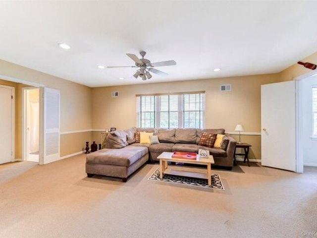 condo with 1 bedroom, Suffern NY DS103667369