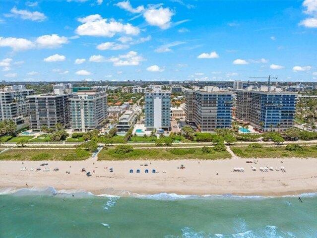 condo with 1 bedroom, Surfside FL DLS89346609