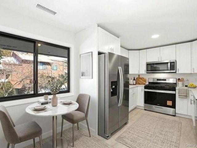 condo with 2 bedroom, Tarrytown NY DS102561829
