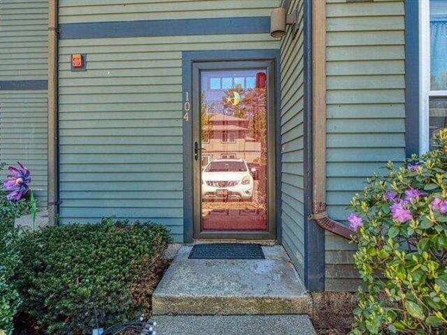 condo with 2 bedroom, Taunton MA DS103128187