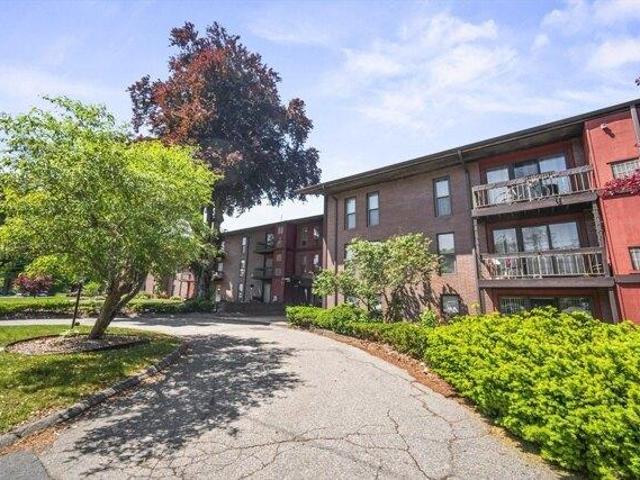 condo with 2 bedroom, Taunton MA DS103807447