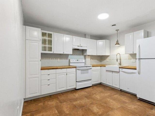 condo with 2 bedroom, Taunton MA DS103928745