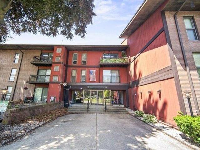 condo with 2 bedroom, Taunton MA ES104043166