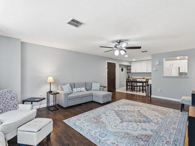 condo with 2 bedroom, Taunton MA ES104115470