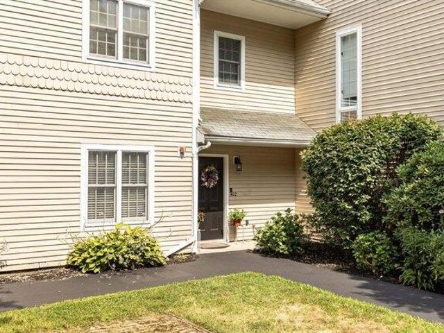 condo with 2 bedroom, Taunton MA ES104479546