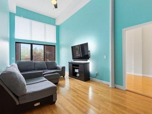 condo with 2 bedroom, Taunton MA ES104510191