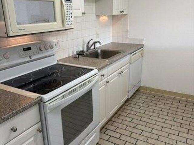 condo with 2 bedroom, Taunton MA ES105082257