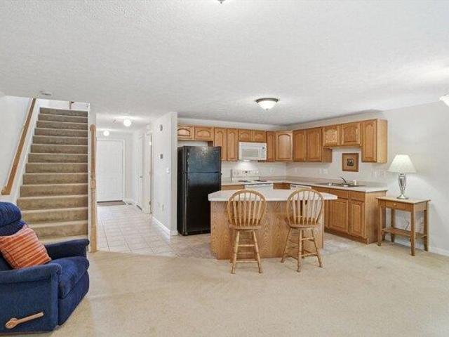 condo with 2 bedroom, Templeton MA ES103968488