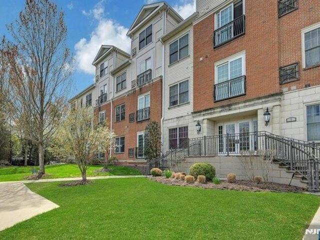 condo with 2 bedroom, Tenafly NJ DLS101628126
