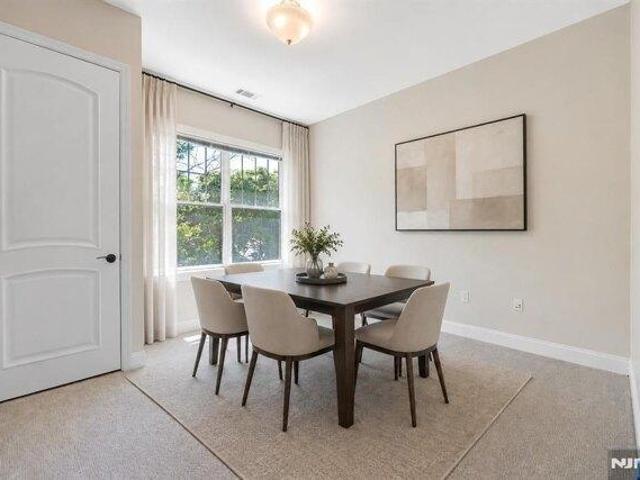 condo with 2 bedroom, Tenafly NJ ES105192849