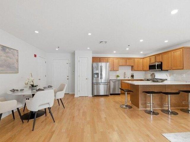 condo with 2 bedroom, Tewksbury MA DS102444036