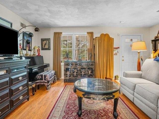condo with 2 bedroom, Tewksbury MA DS102959806