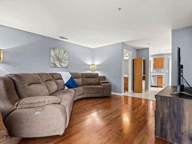 condo with 2 bedroom, Tewksbury MA DS102342579
