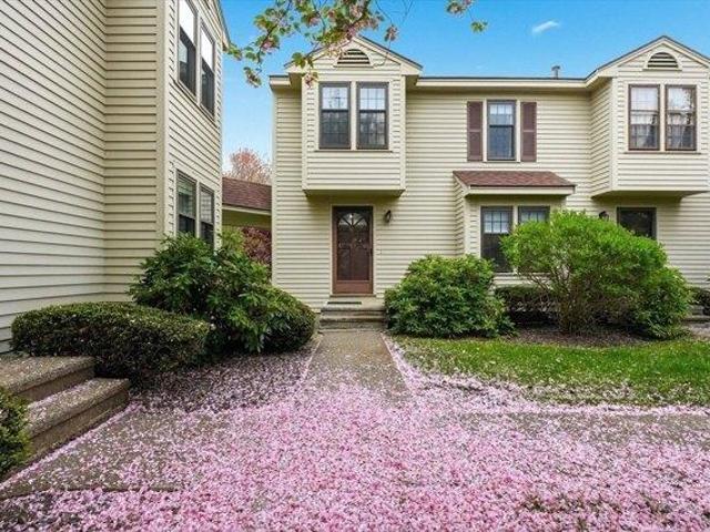 condo with 2 bedroom, Tewksbury MA DS103497579