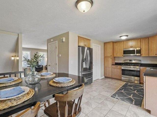 condo with 2 bedroom, Tewksbury MA ES103496438