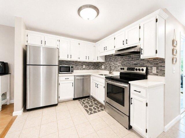 condo with 2 bedroom, Tewksbury MA ES103499051