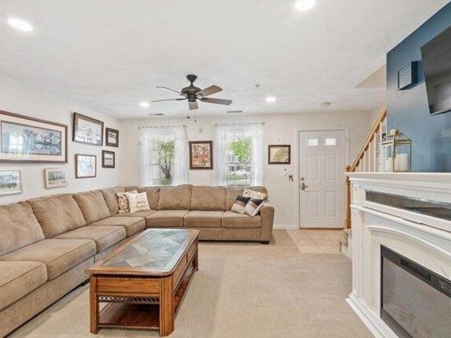 condo with 2 bedroom, Tewksbury MA ES103499052
