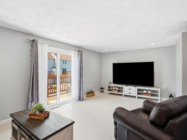 condo with 2 bedroom, Tewksbury MA ES104759269